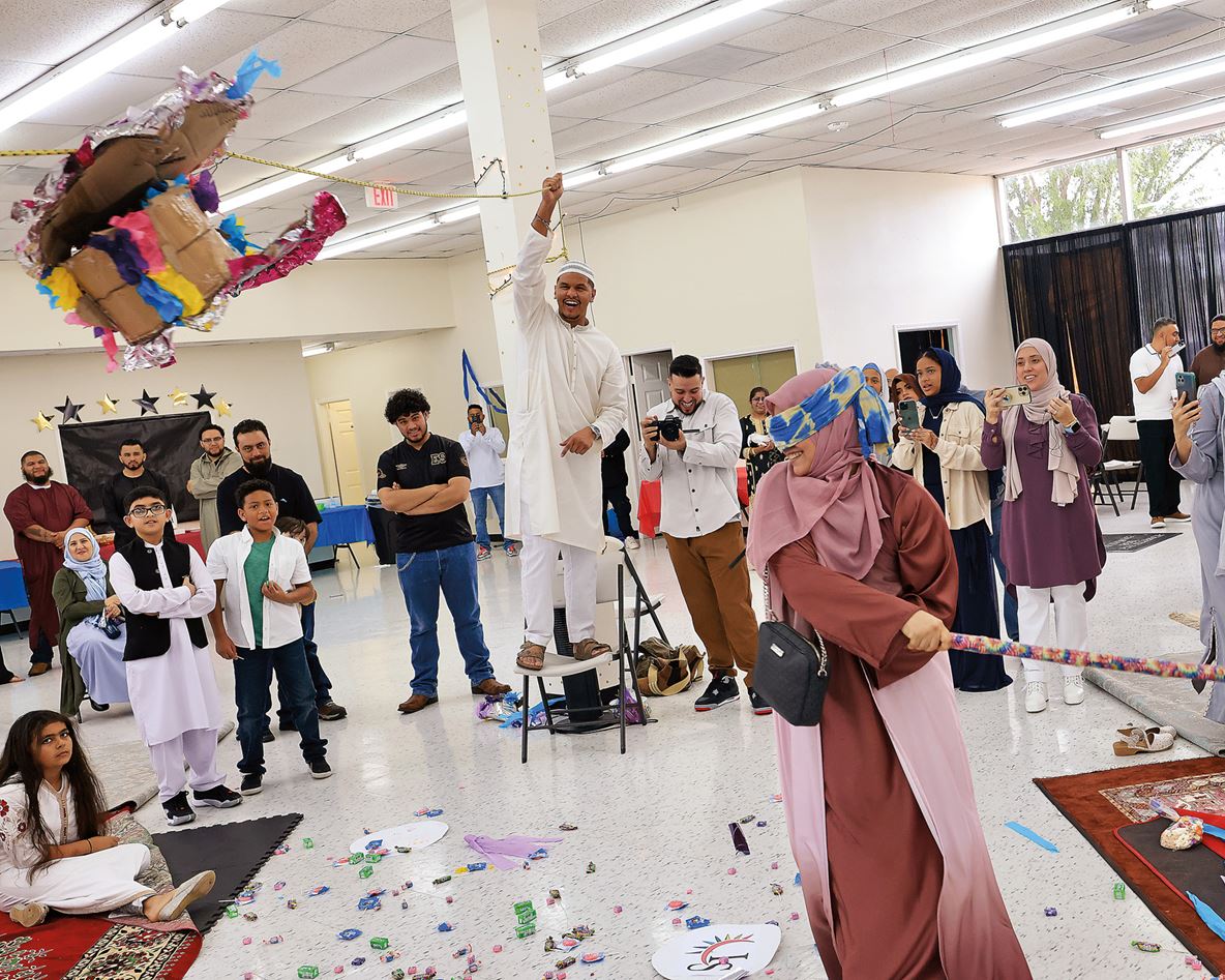 The Rise of Latino Muslims in America | AramcoWorld